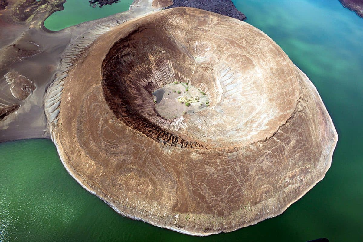 Nabiyotum Crater In Lake Turkana - Best 2025 Guide